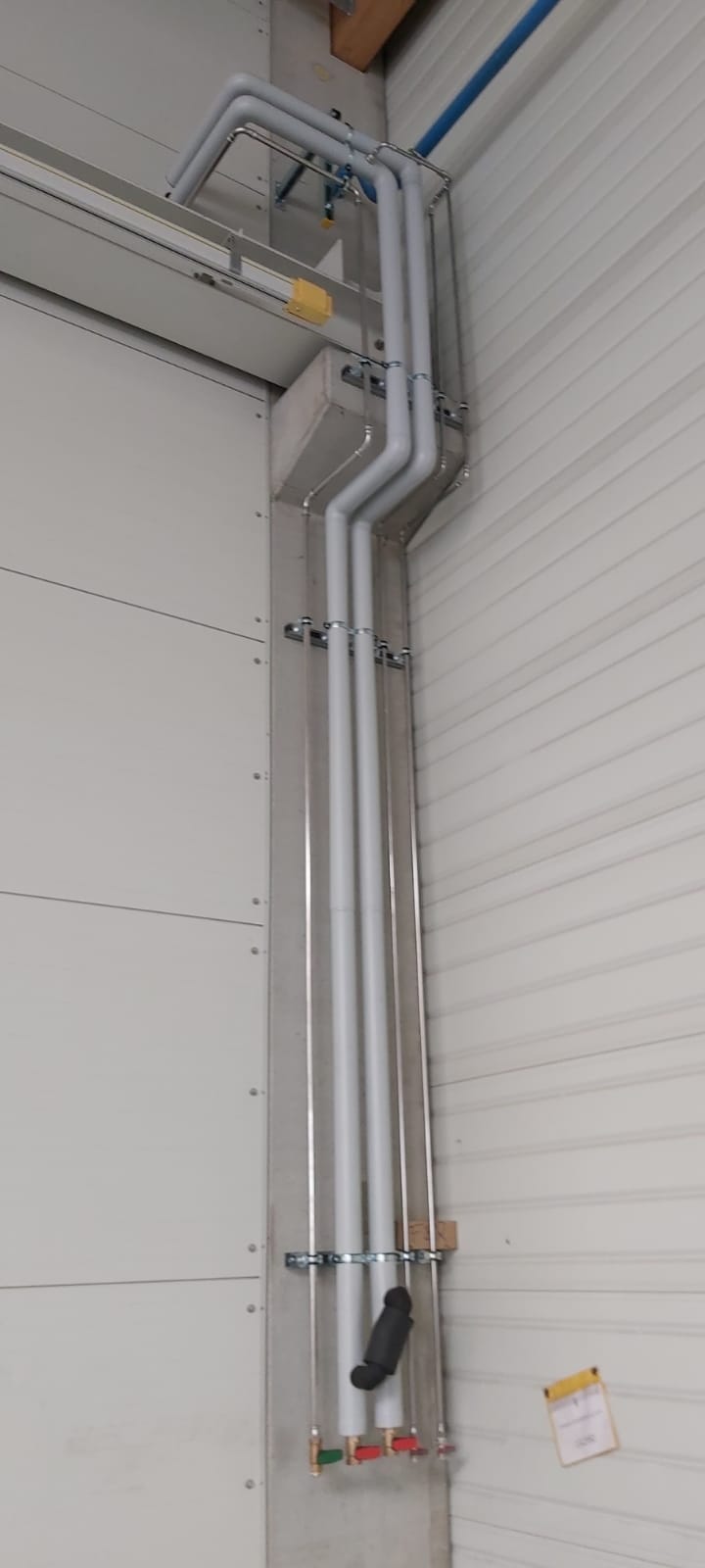 Isolierung mit PVC-Mantel - MAS Isoliertechnik.de